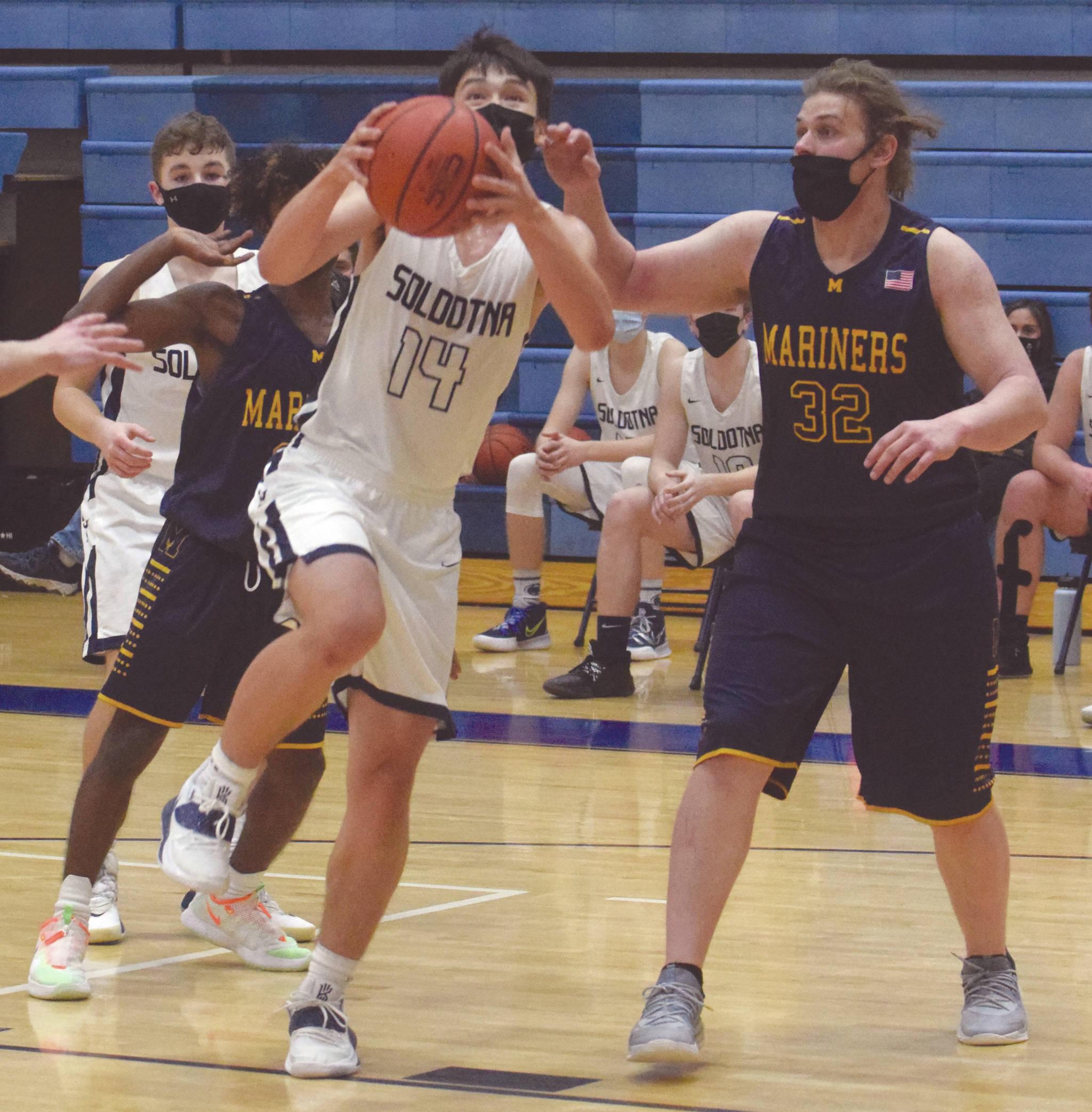 Soldotna girls stay perfect | Peninsula Clarion