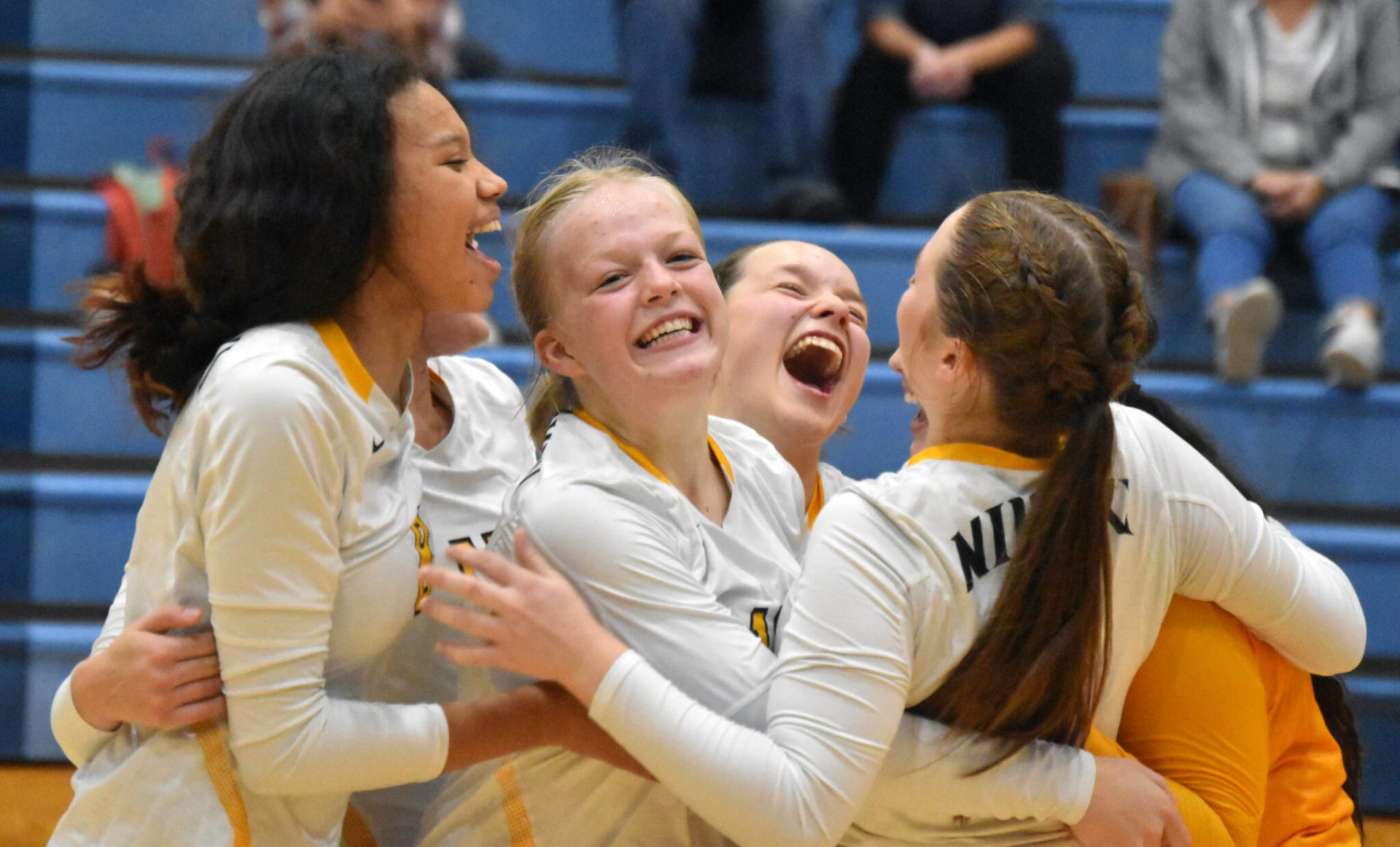 Nikiski volleyball tops SoHi in 4 | Peninsula Clarion