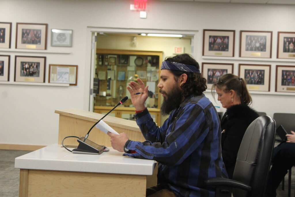Assembly OKs changes to borough invocation policy | Peninsula Clarion