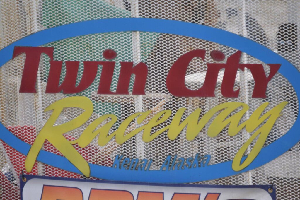 Twin City Raceway holds Powder Puff races | Peninsula Clarion