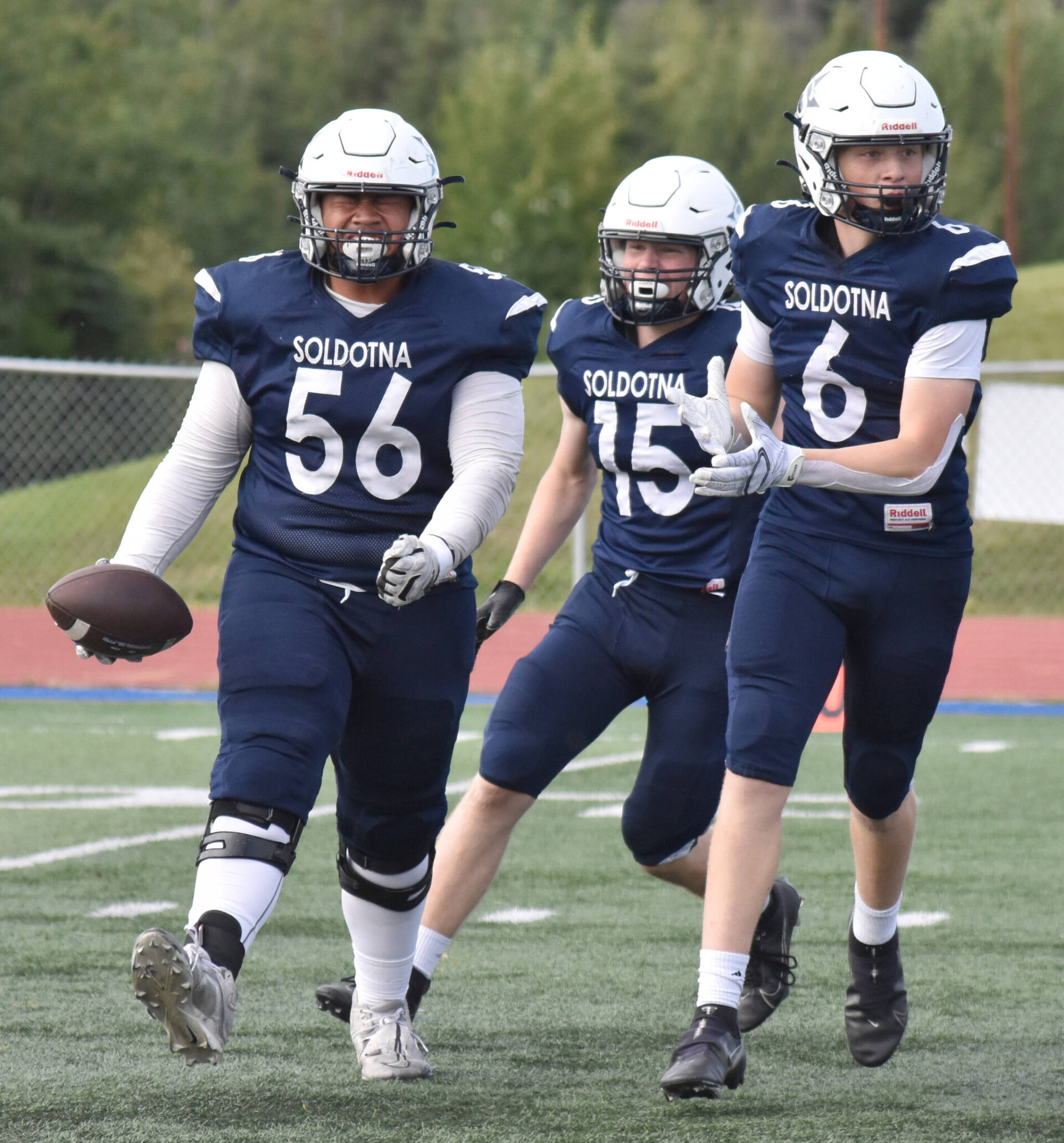 Soldotna football opens by topping Palmer | Peninsula Clarion